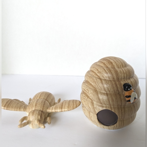 Target | Accents | Target Bullseye Playground Bee Hive Honey Bee ...